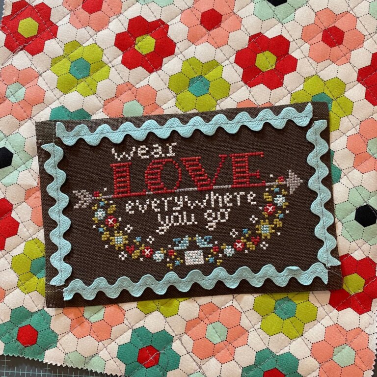 WEAR LOVE - Hands On Design